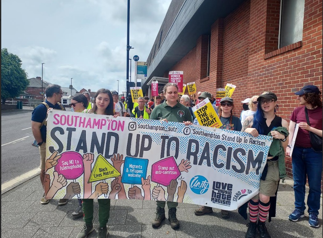 Facing the Challenge : SUTR News to 2 June - Stand Up to Racism